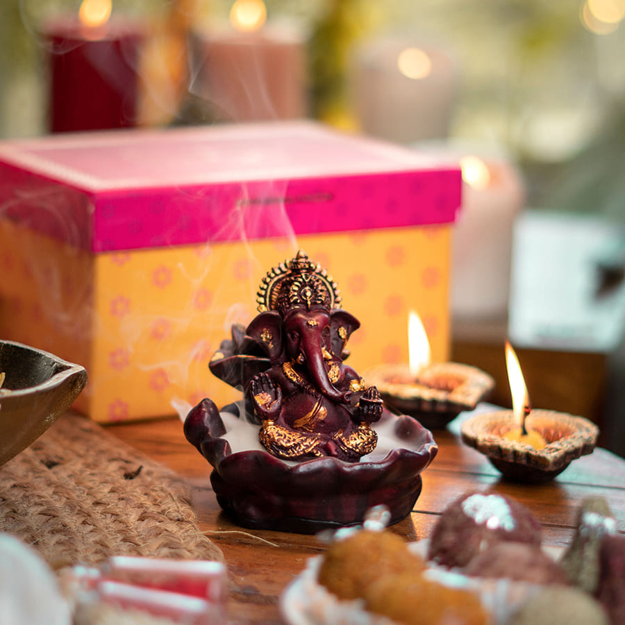 SACRED GANPATI IDOL GIFT BOX